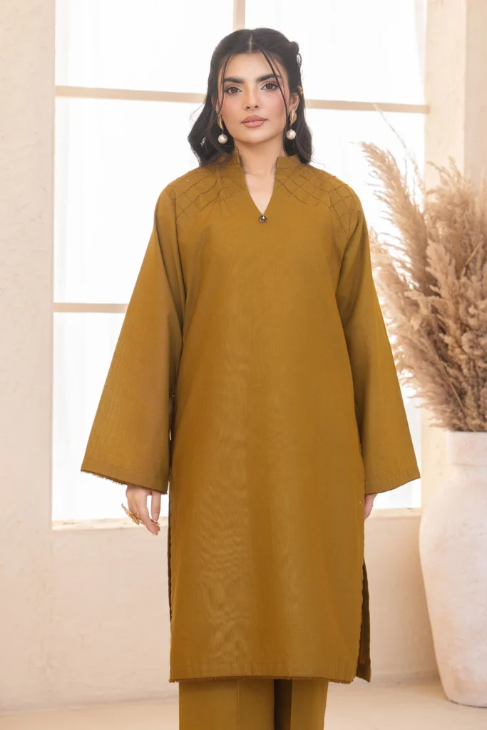 Mannat 2Pc Embroidered Khaddar Suit Wooly - House Of Faiza
